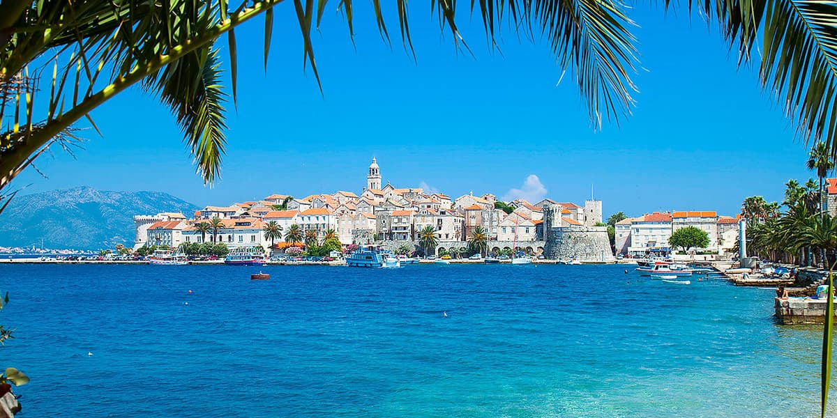 Smithsonian Journeys Cruise: Thematic Cruises | PONANT United States